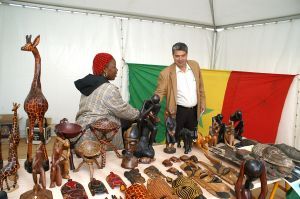 Mixing cultures