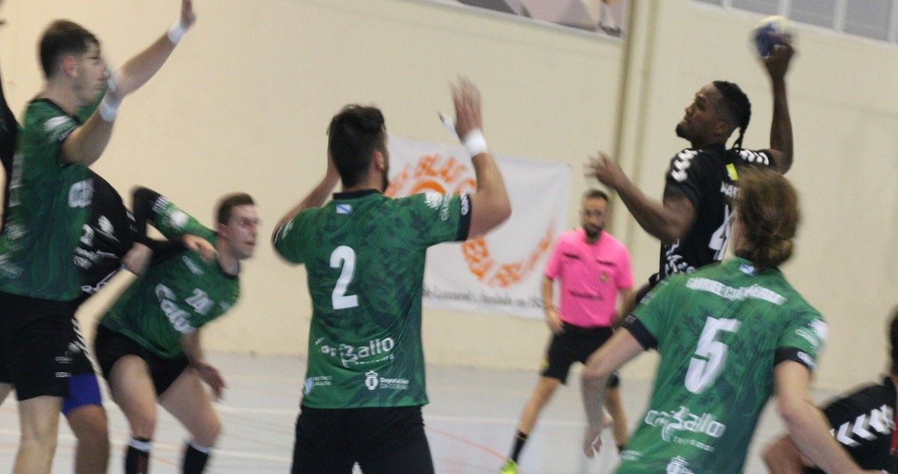 El Gourmet Ampate Lanzarote se desquita en la cancha del BM Chapela
