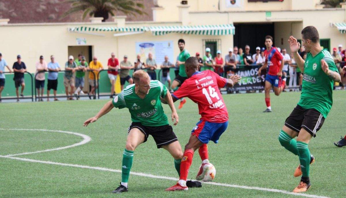 El derbi entre el Unión Sur Yaiza y la UD Lanzarote se salda con un ...