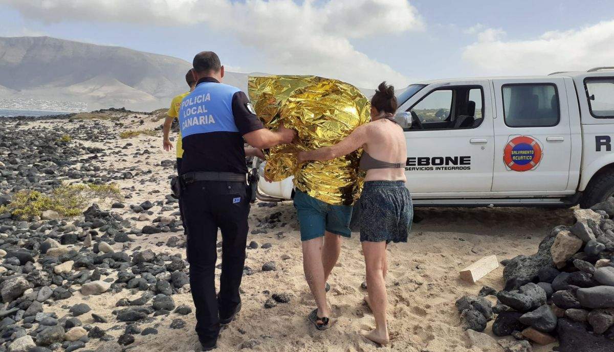 Rescatado un turista que estaba siendo arrastrado por la corriente en ...