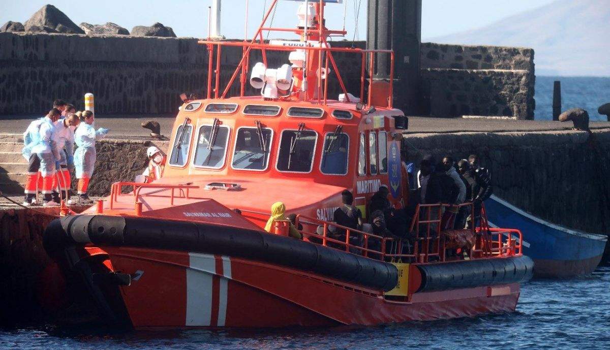 Rescatadas de madrugada tres pateras cerca de Lanzarote