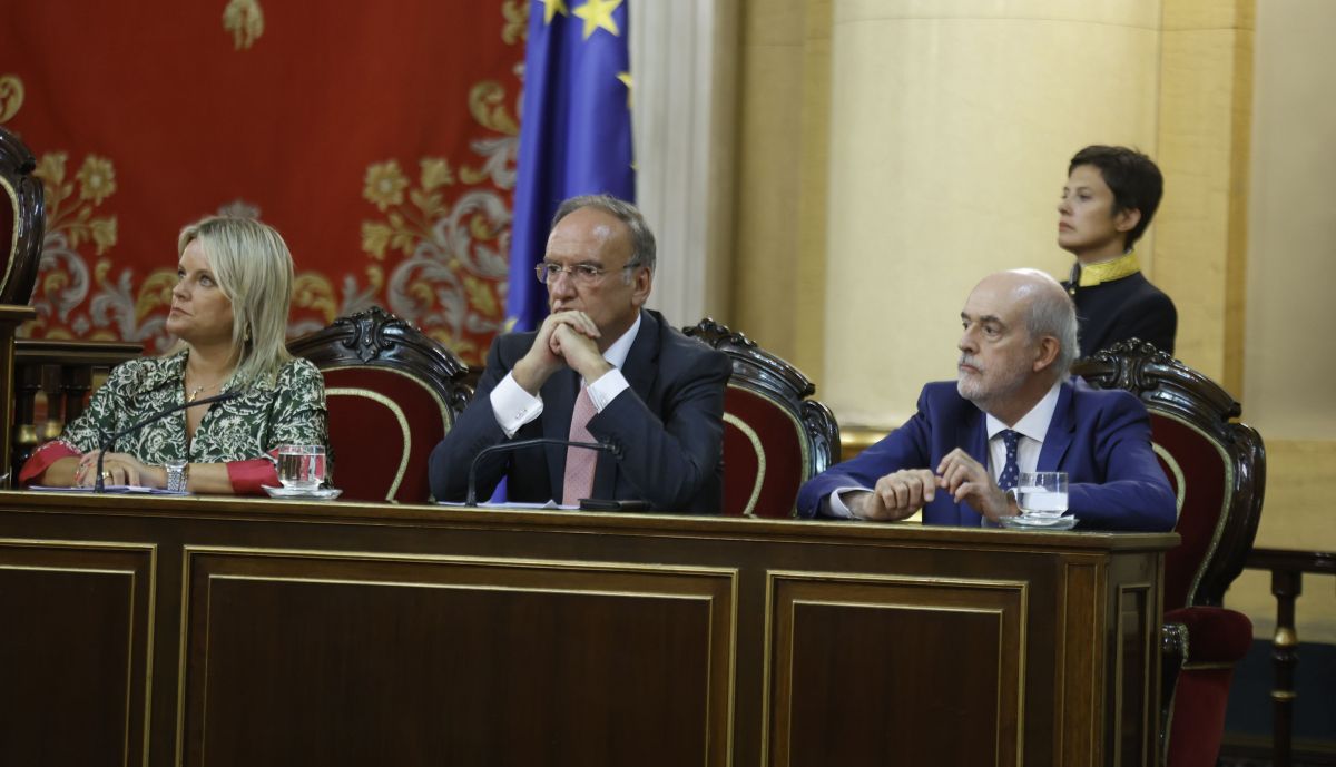 Manuel Fajardo Palarea, elegido secretario cuarto del Senado