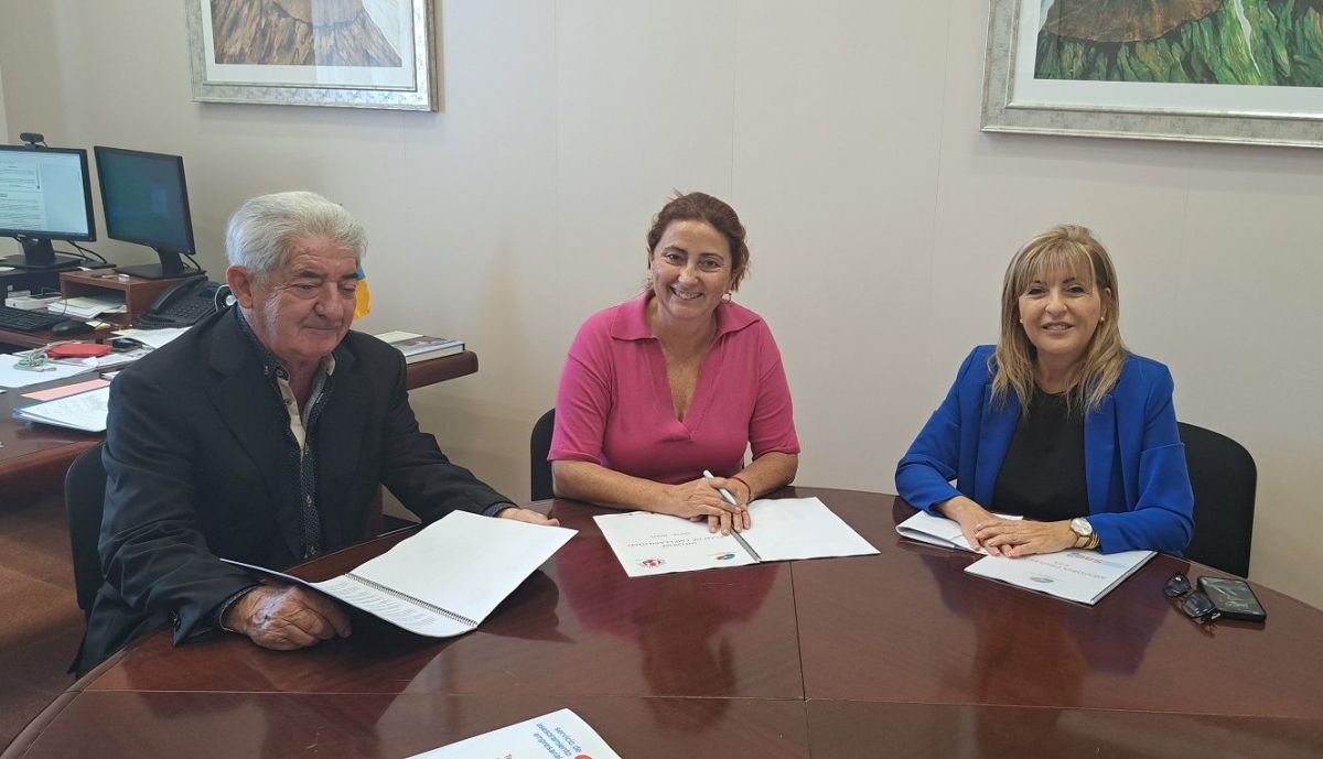 La CEL y el Cabildo se reúnen para mejorar la empleabilidad en ...