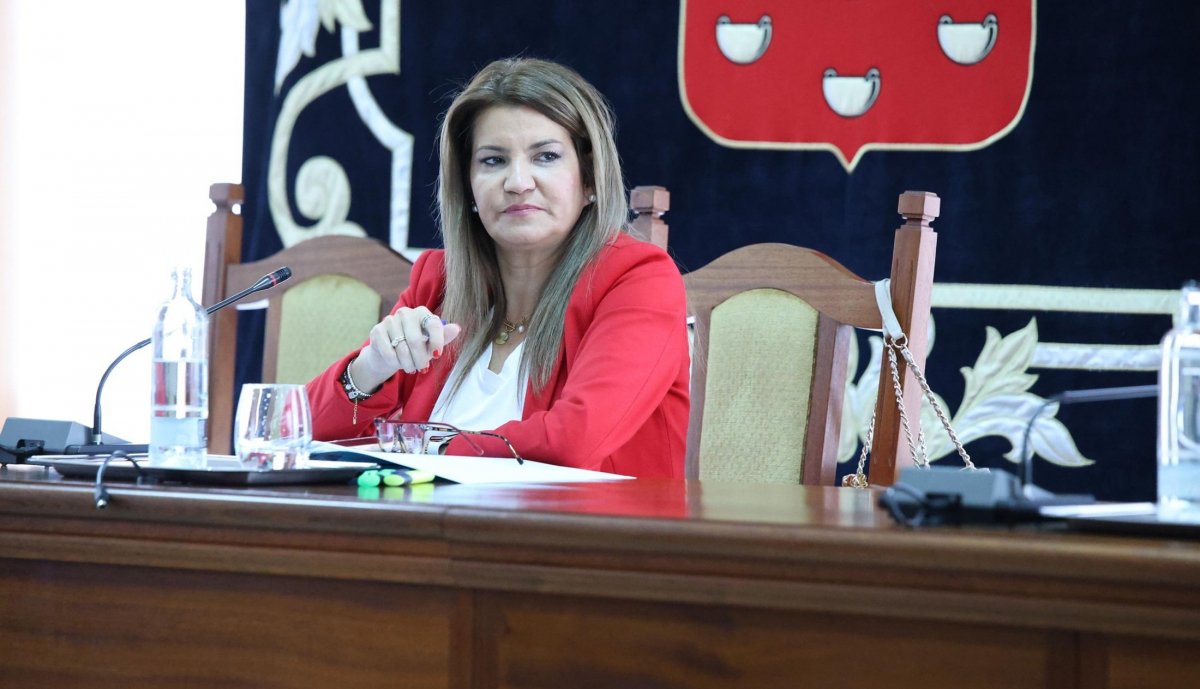 The PP proposes to "redefine" the Francoist cross in Plaza de Las ...