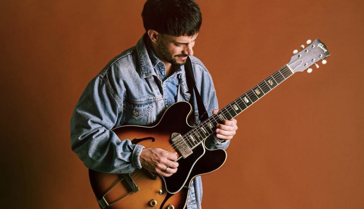 El guitarrista lanzaroteño Lucas de Mulder publica 'Frontman', primer ...