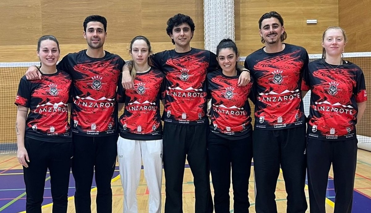 Double victory for Auria Badminton Club in their debut in the Second ...