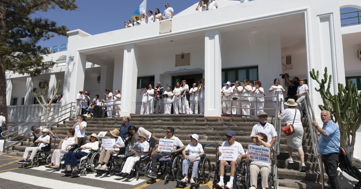 Lanzarote: Movilización masiva por el Hospital Insular