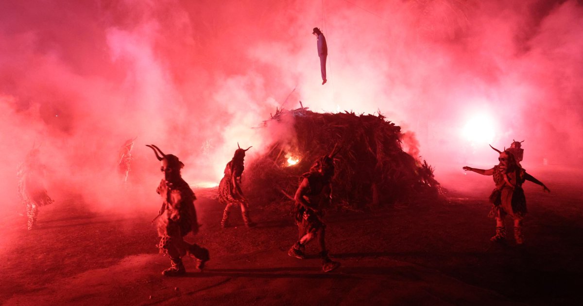 Haría celebrates its exciting Saint John's Eve with the burning of Facundo
